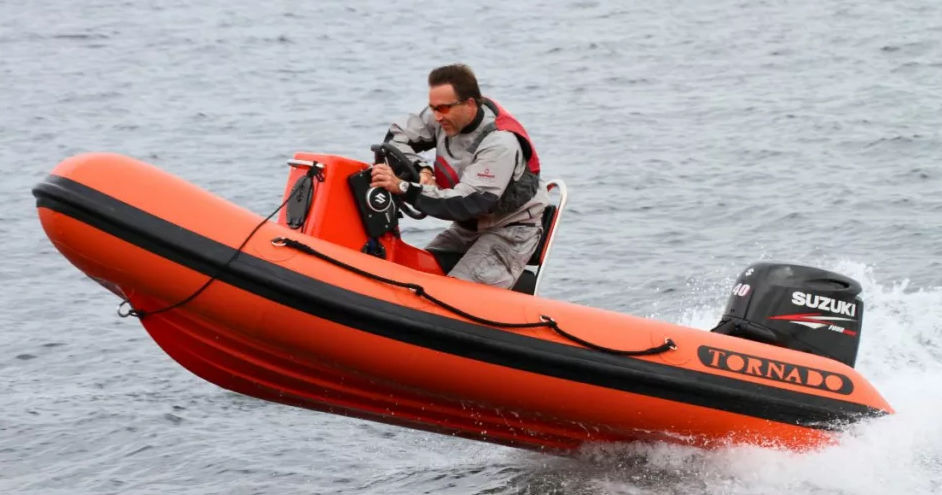 Outboard inflatable boat - 3.9M - Tornado Boats International ApS - RIB ...