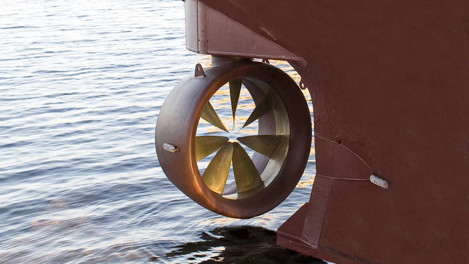 Flud Dynamics - Blade design of a rim driven thruster Propeller : r/engineering