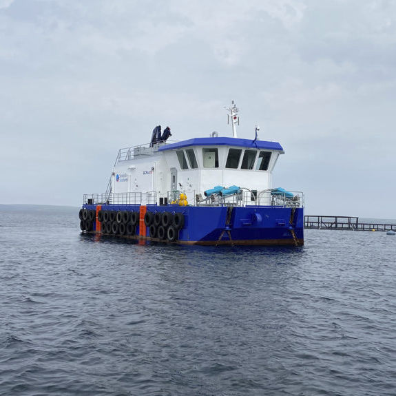 Barge special vessel - SeaFarm Feeder Bow 200 - scaleaq - feeder ship