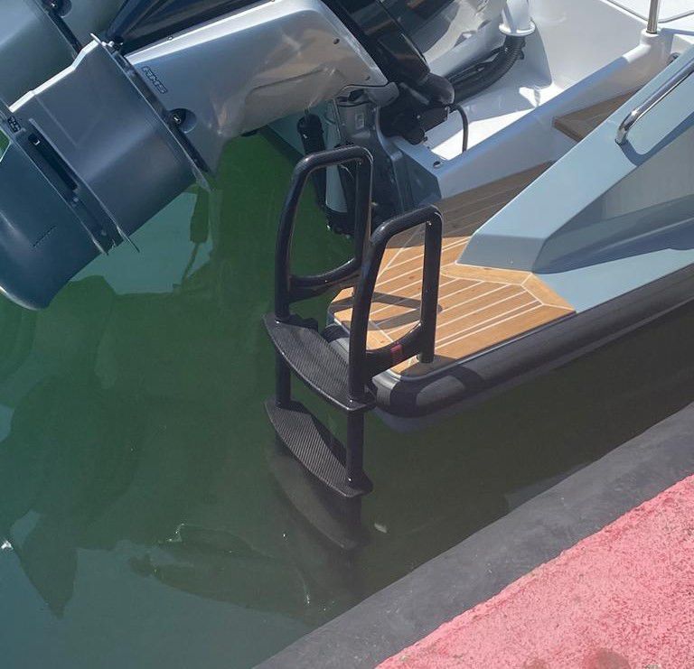 Yacht ladder - ER.1 Removable ladder small size - CARBON EQUIPMENT ltd ...