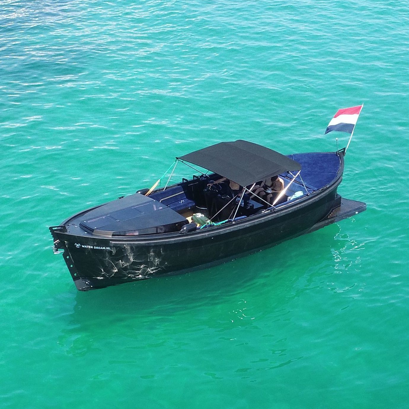 Inboard center console boat - S-1100 - Waterdream BV - twin-engine ...