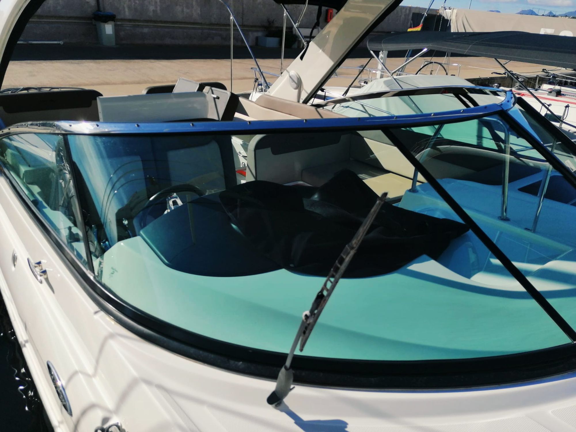 Boat windshield - cristal - FABRICANTE LUNAS - custom