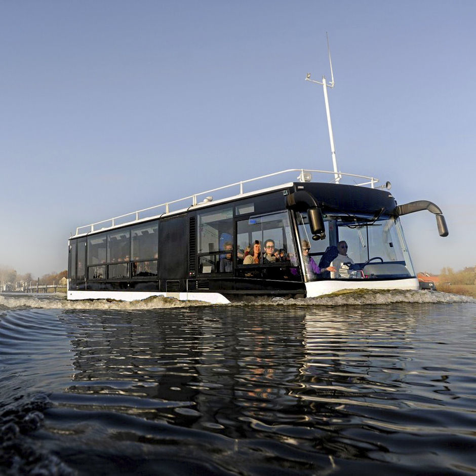 Amphibious car - Swimbus International Ltd.
