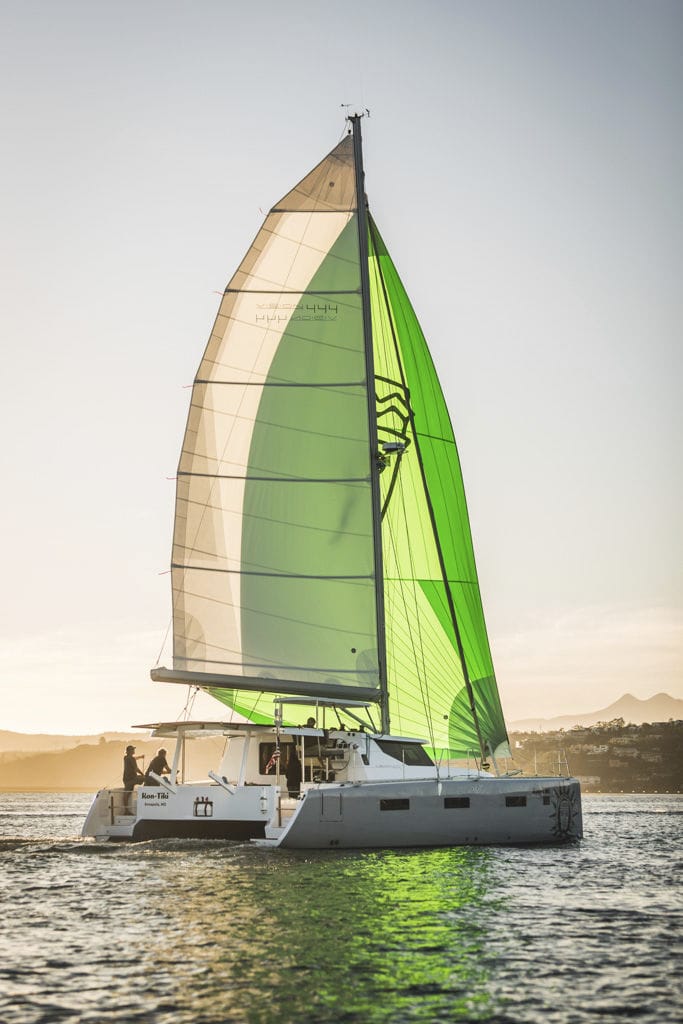 Catamaran - Vision 444 - Vision Yachts - cruising / 3-cabin / 4-cabin