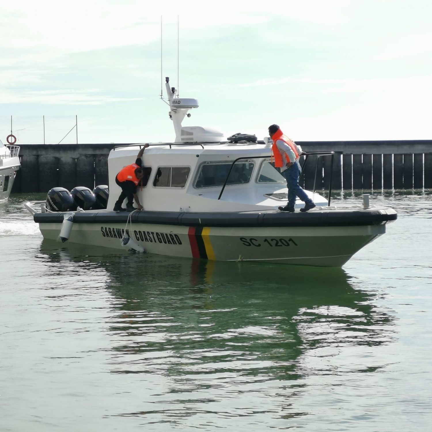 Patrol boat - Vigilant 40 Parkasa - Five Aluminium Boat and Engineering ...