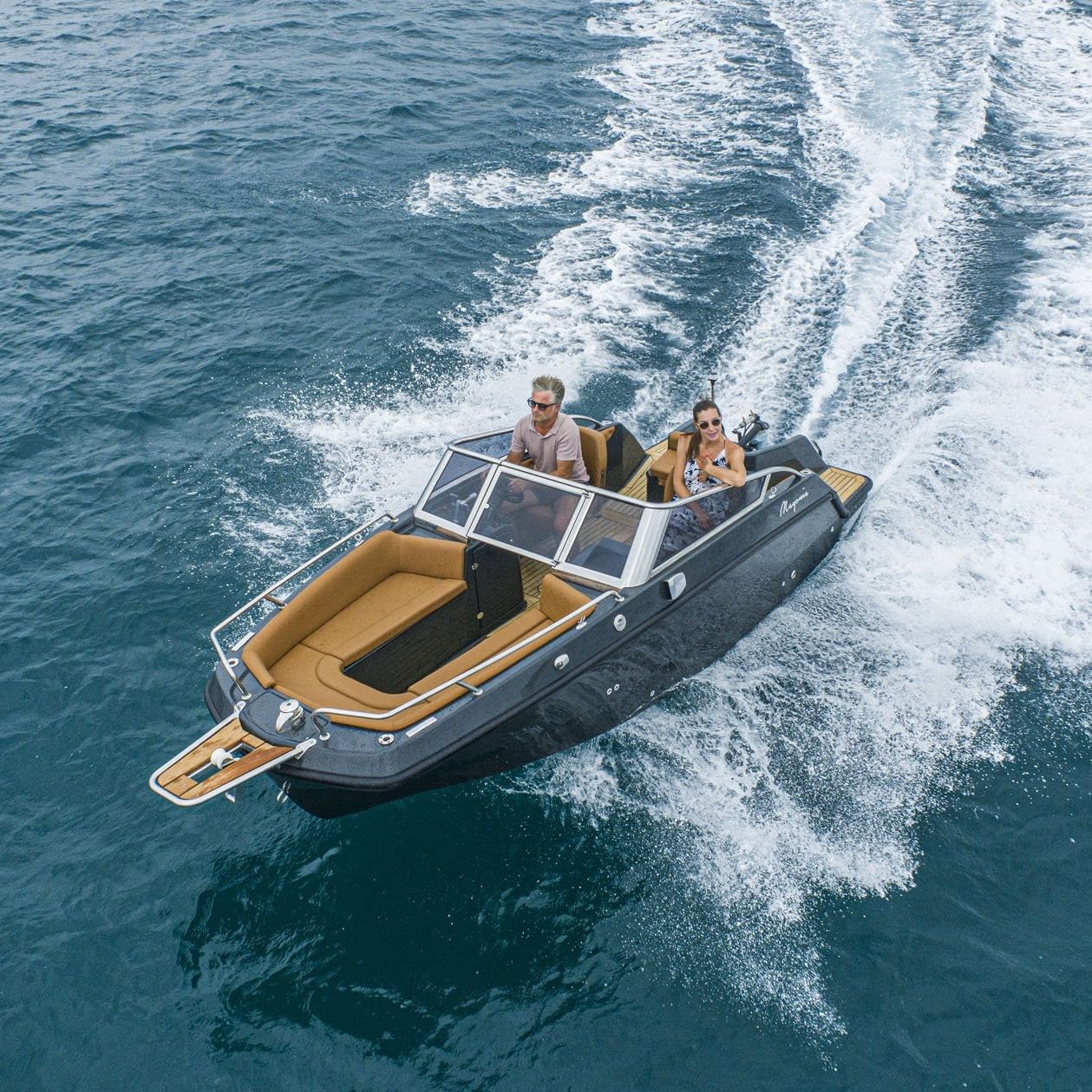Electric runabout - Wave e-550 - Magonis Boats - outboard / bowrider ...