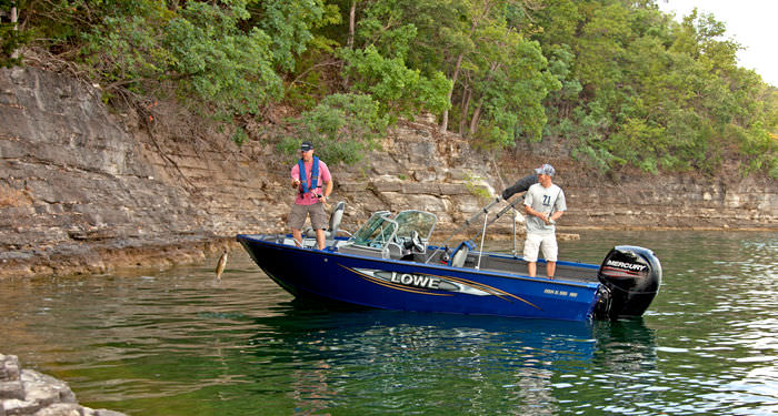 Outboard runabout - FS 185 - Lowe - dual-console / ski