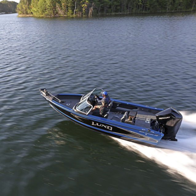 Outboard runabout - 1875 CROSSOVER XS - Lund - dual-console / bowrider ...