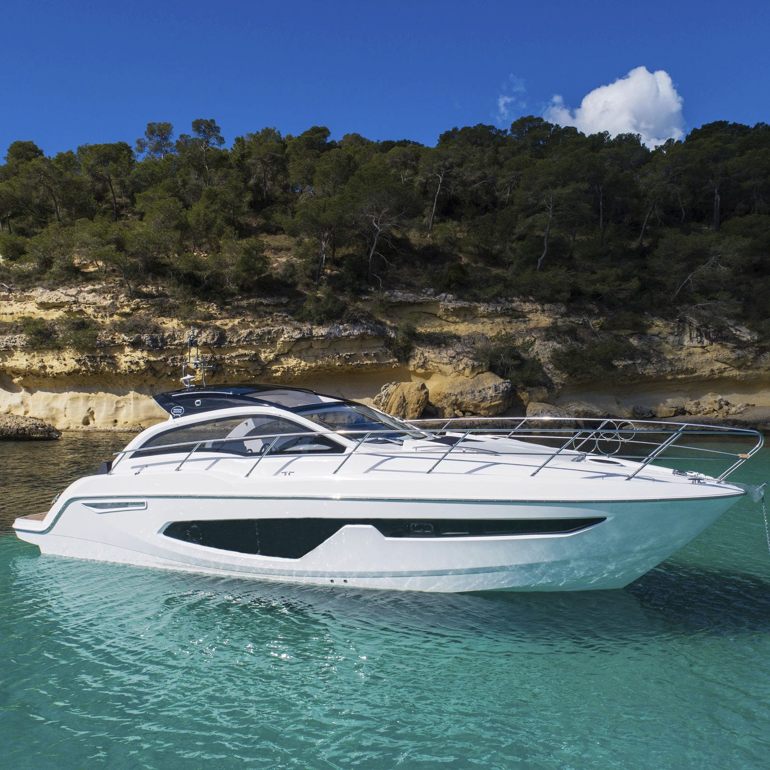 Inboard express cruiser - C38 - Sessa Marine - twin-engine / planing ...