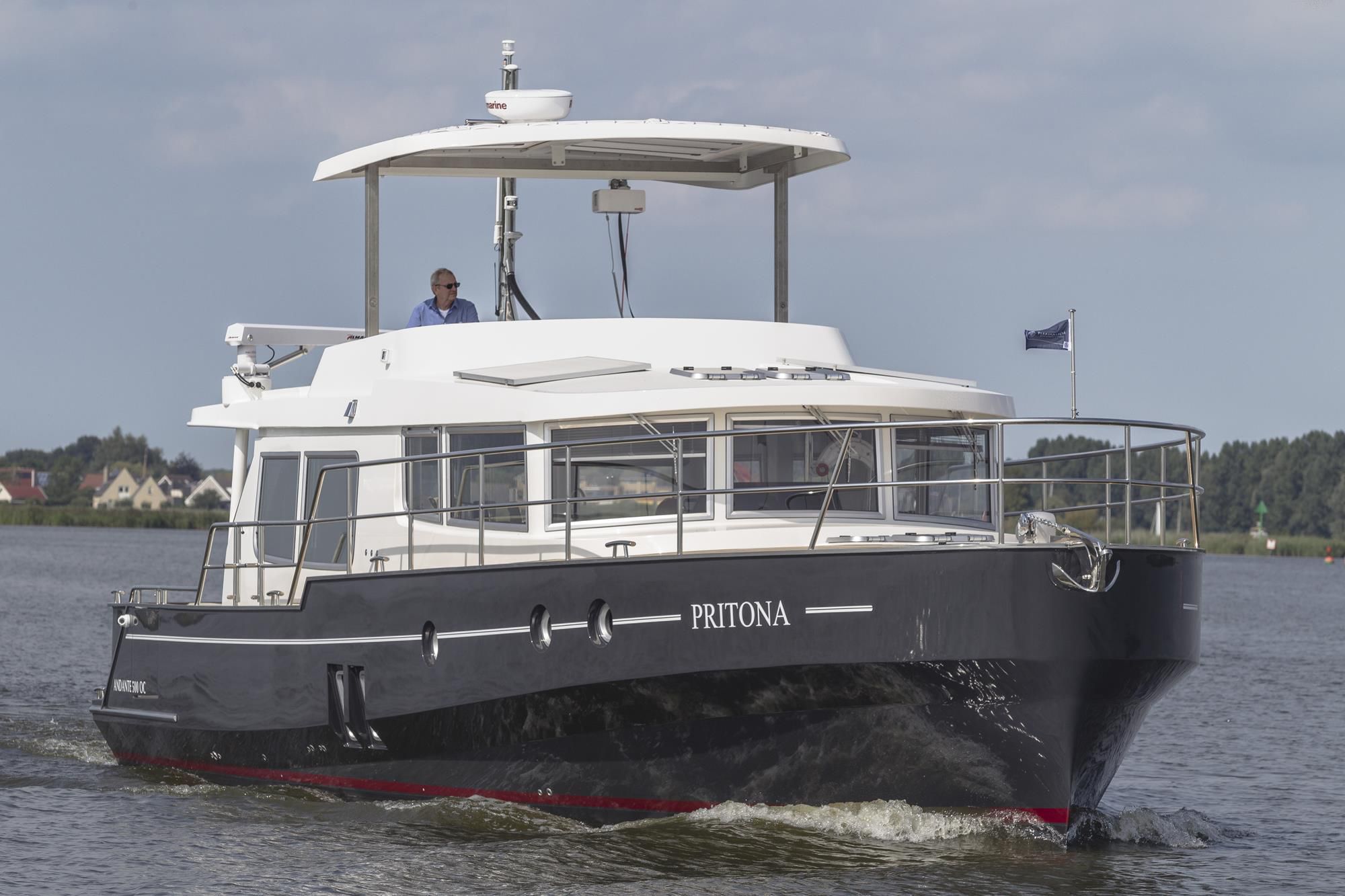 Inboard express cruiser - ANDANTE 500 OC - Aquanaut - flybridge / 1 ...