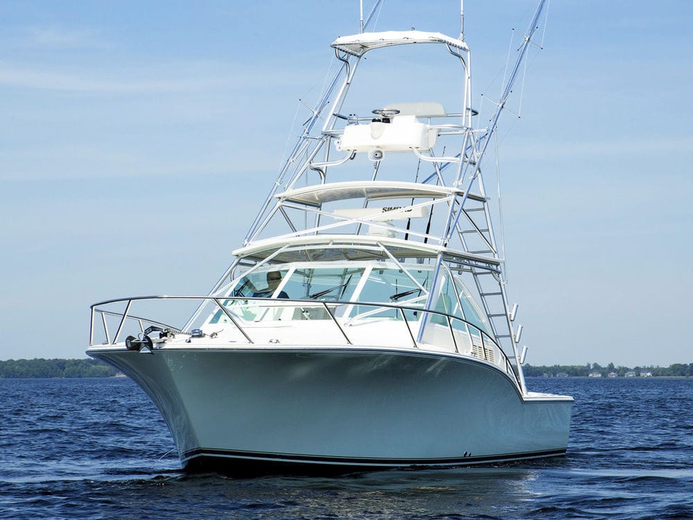 Outboard express cruiser - 32 EXPRESS - Albemarle - flybridge / sport ...