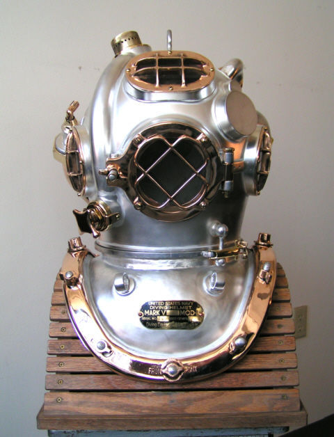 Professional diving helmet - 29019D - DESCO Corporation