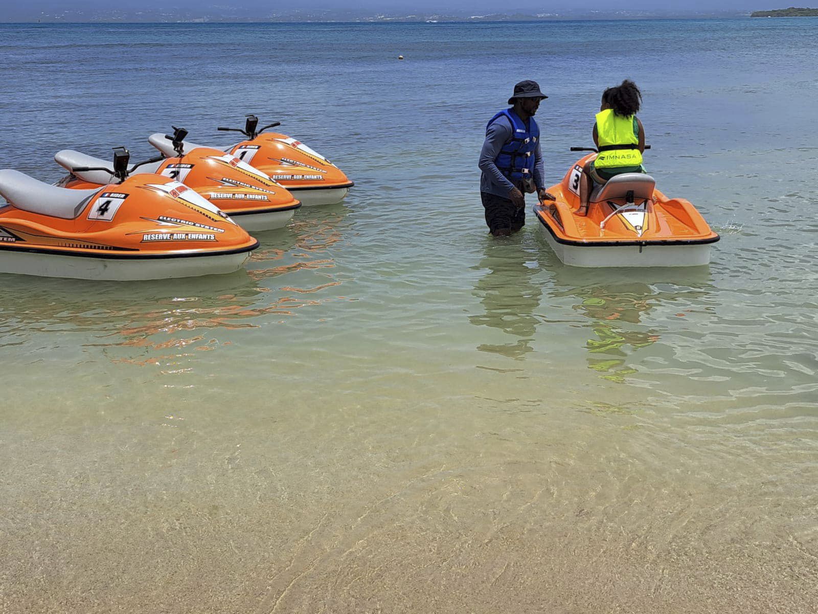 Child's jet-ski - AQUAJET - Watt & Boat - seated / two-seater / electric