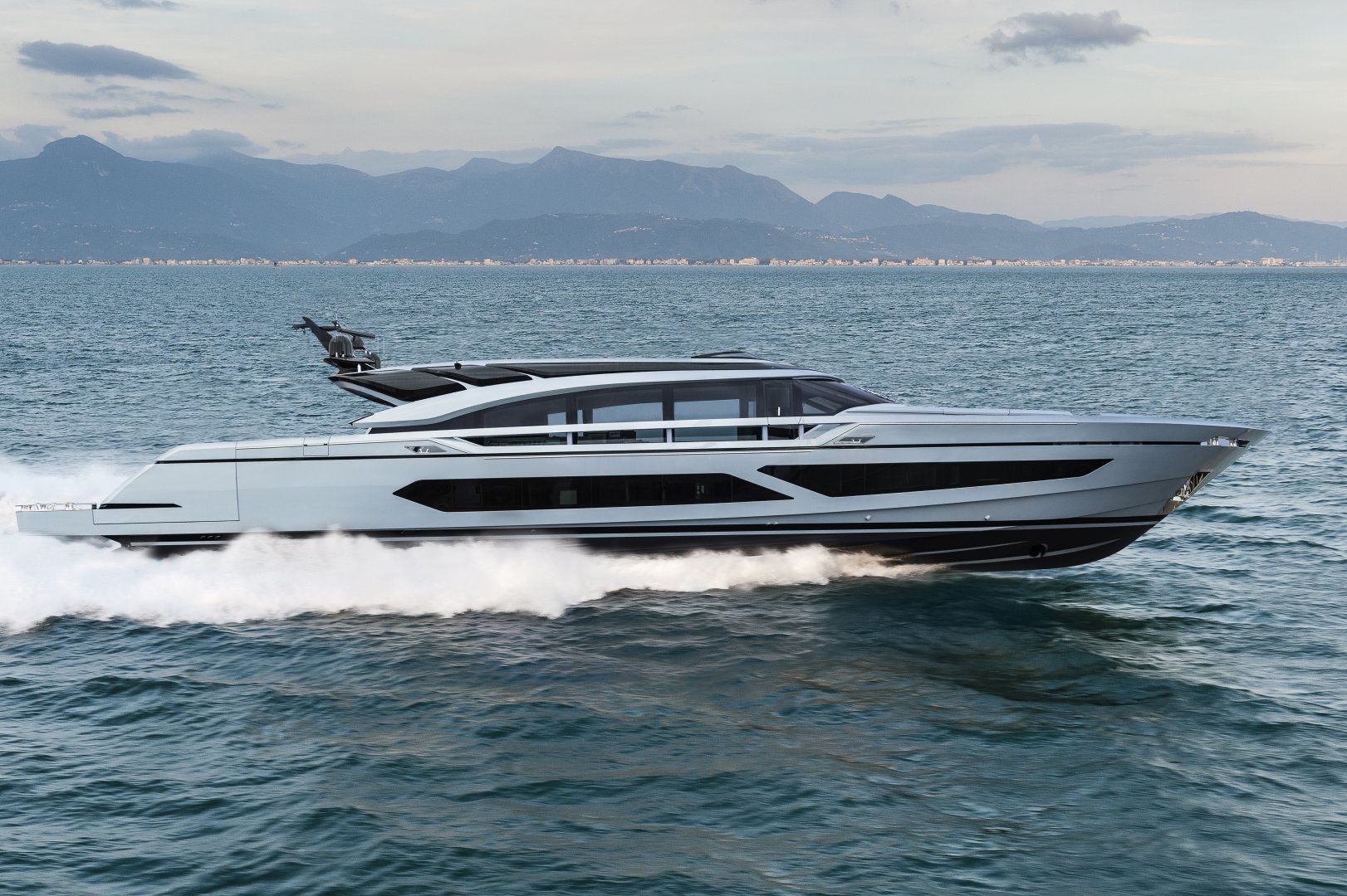 High-speed super-yacht - 120 - AB Yachts - hard-top / 4-cabin / 10-berth