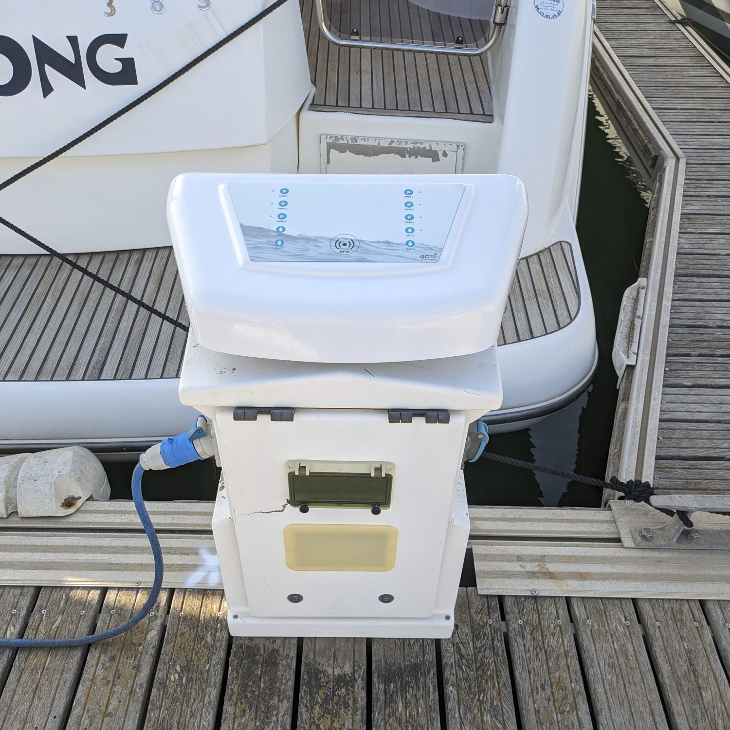 Water distribution management system - HYDRAPORT - GCEI FRANCE ...