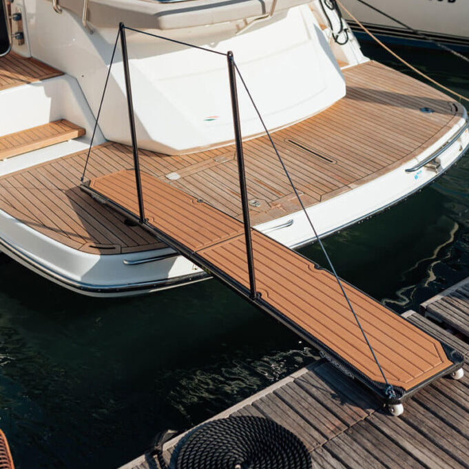 Yacht gangway - EasyWay 240 - Aguacarbon - for boat / for sailboats ...
