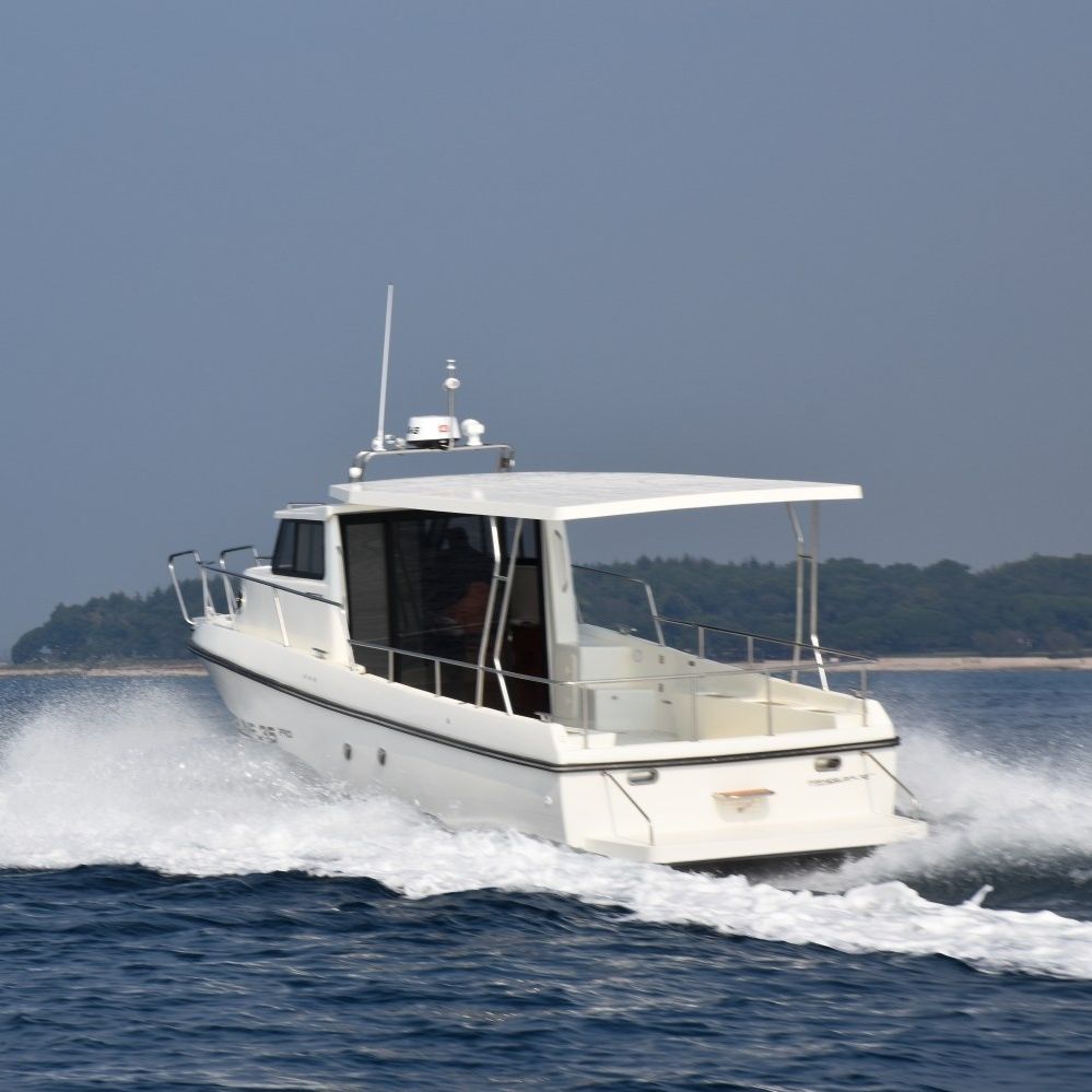 Professional fishing boat - FISHERLINE 35 PRO - Marservis - inboard ...