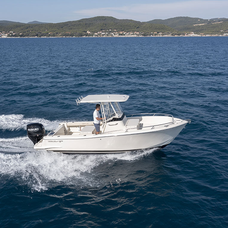 Outboard center console boat - T210 VM - Tuccoli - Technology Boats ...