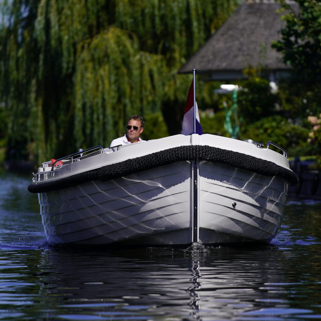 Inboard small boat - Intender 780 - Interboat - open / center console ...