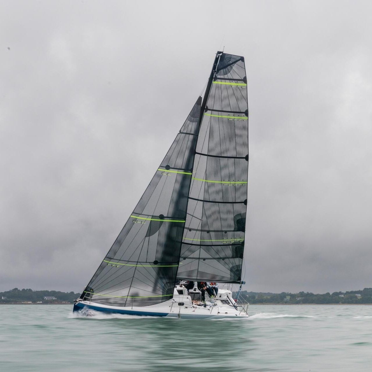 One design sailboat - SUN FAST 30 ONE DESIGN - Jeanneau - Sailboats ...
