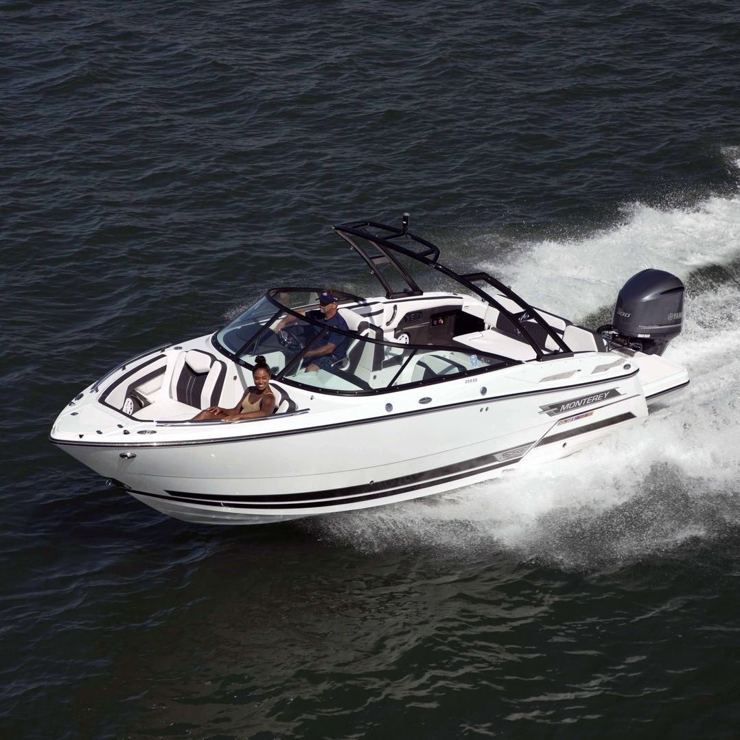 Outboard runabout - 255SS - Monterey Boats - dual-console / bowrider / open