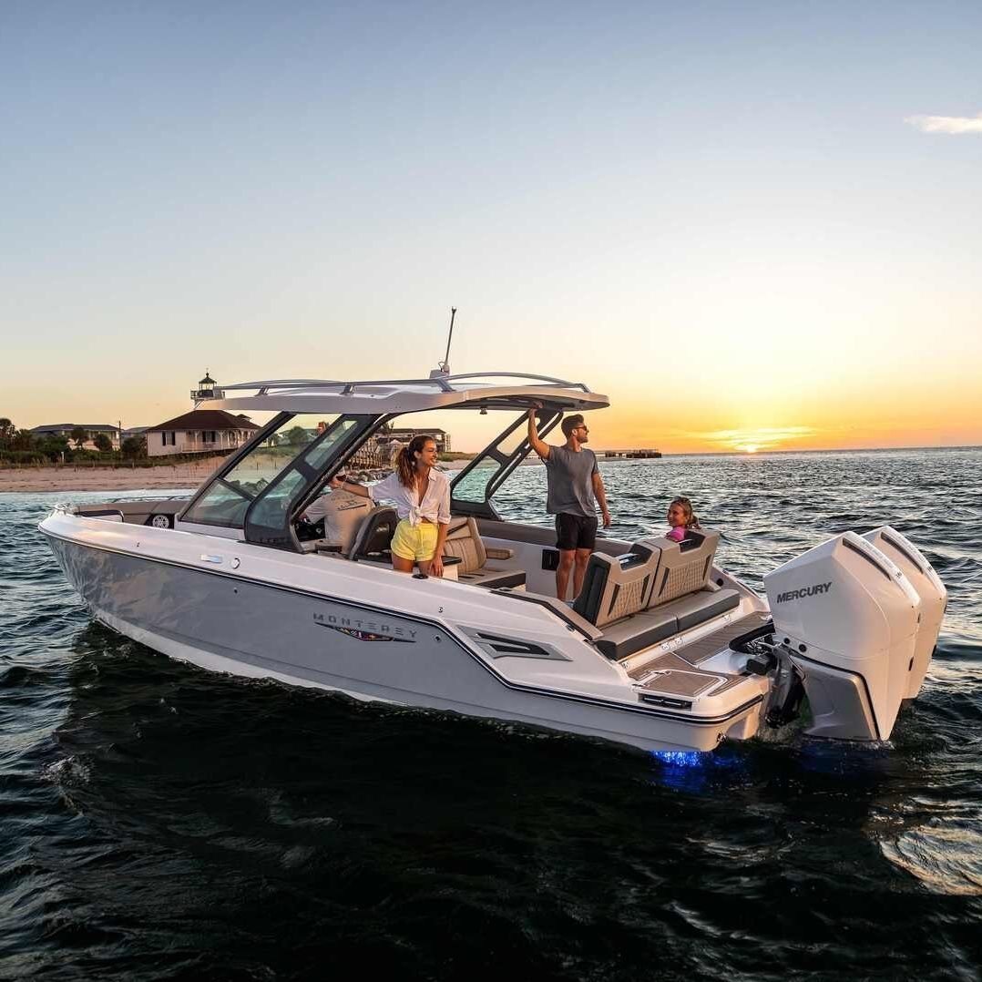 Outboard runabout - ELITE 30 OB - Monterey Boats - twin-engine / open / dual-console