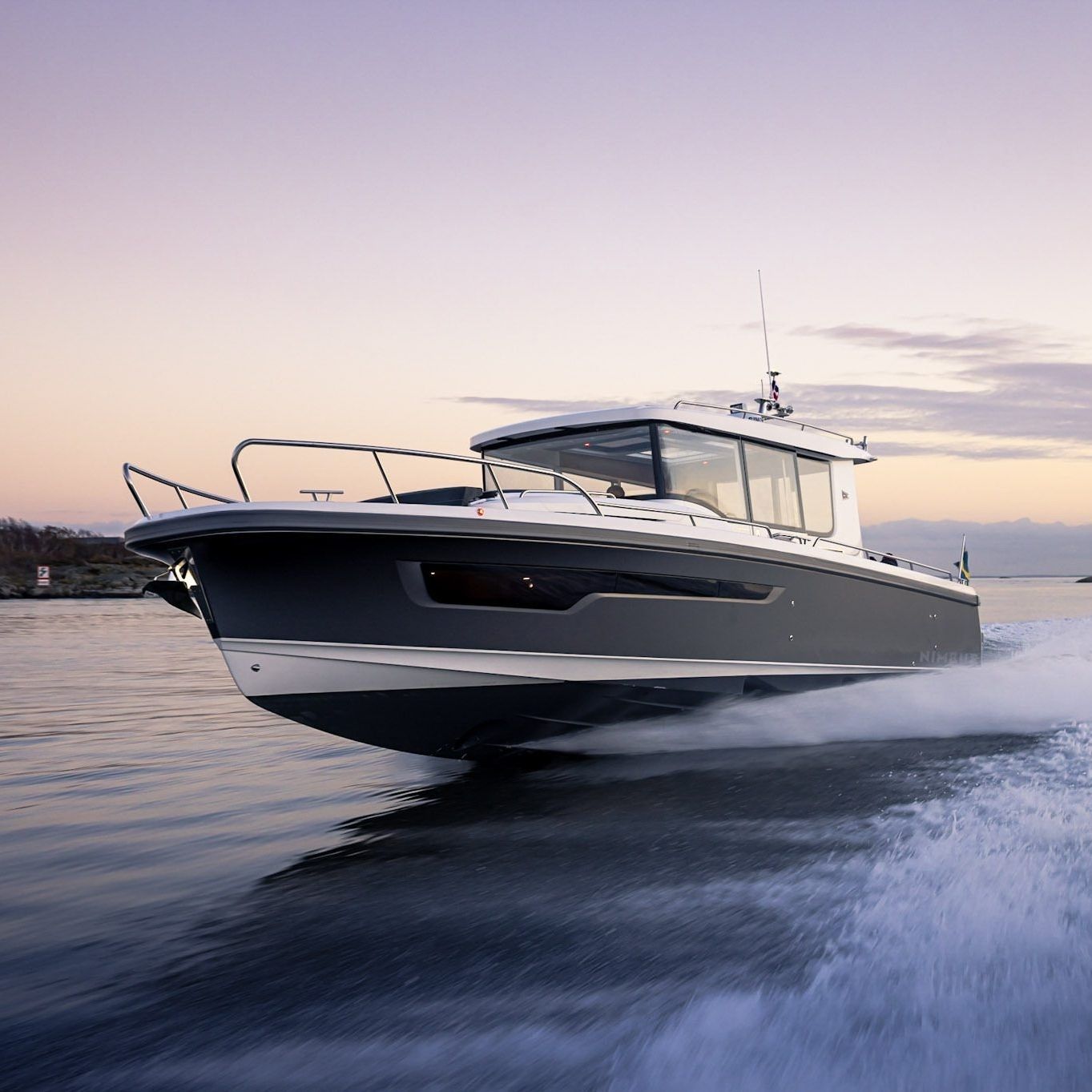 Outboard express cruiser - Commuter 11 - Nimbus - diesel / twin-engine ...