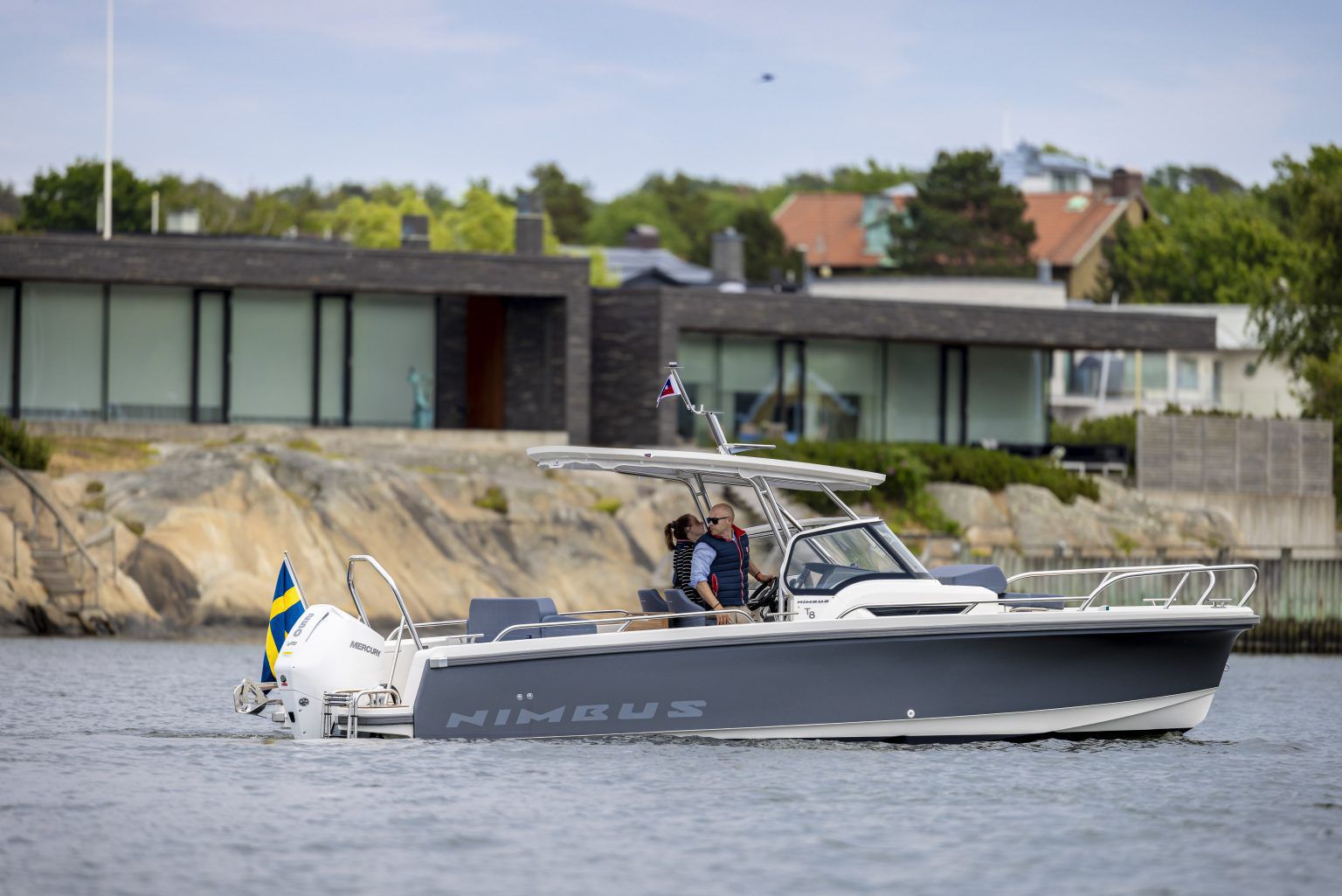 Inboard center console boat - T8 - Nimbus - outboard / wakeboard / 8 ...