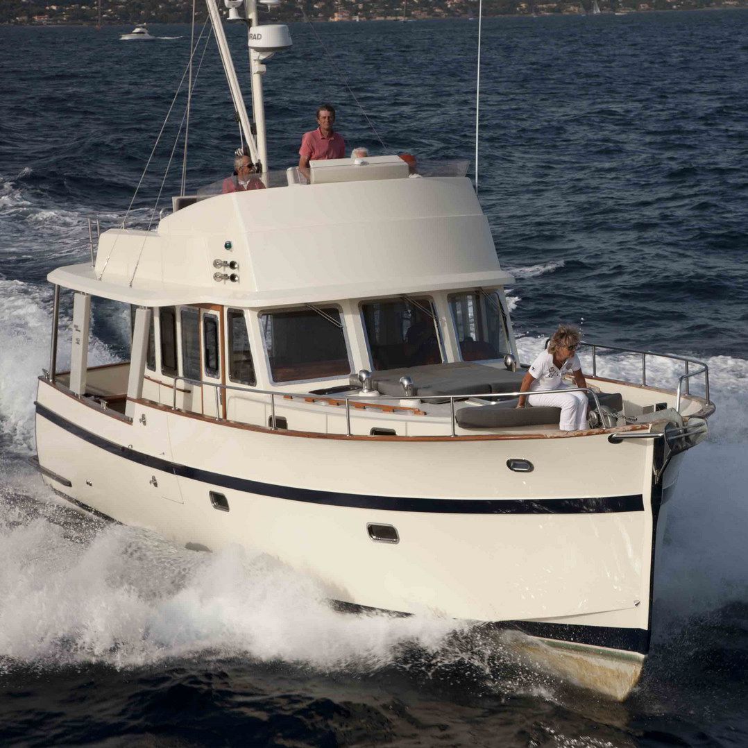 Inboard trawler - 43 - Rhea Marine - diesel / flybridge / wheelhouse