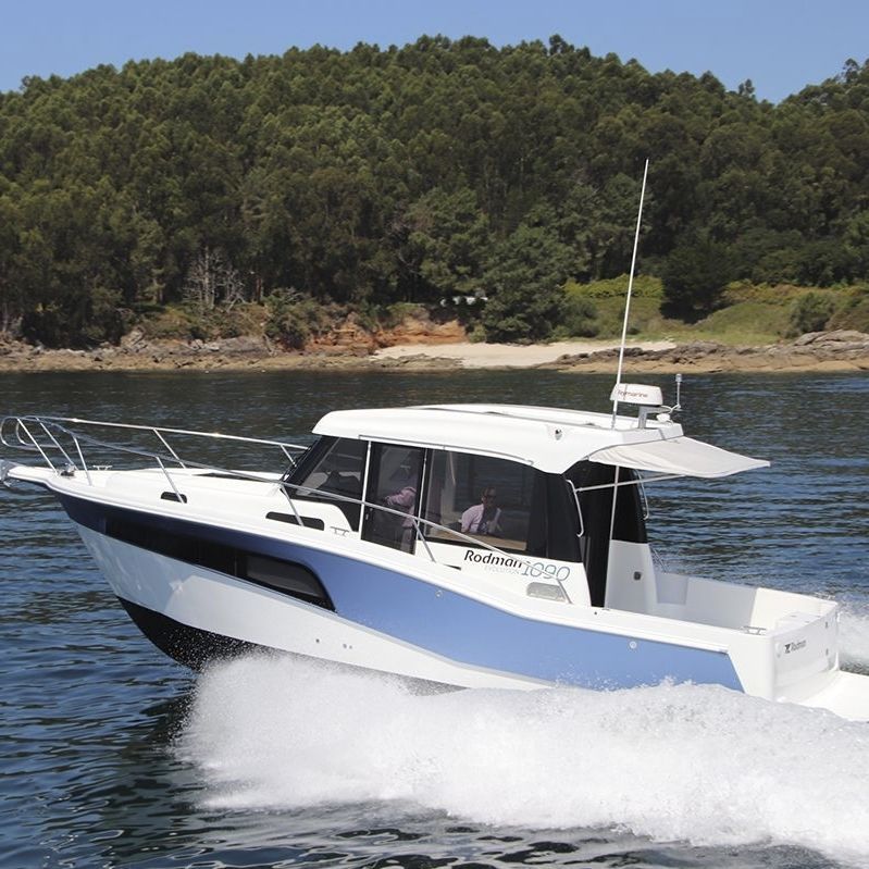 Inboard express cruiser - 1090 Evolution - Rodman - twin-engine / hard ...