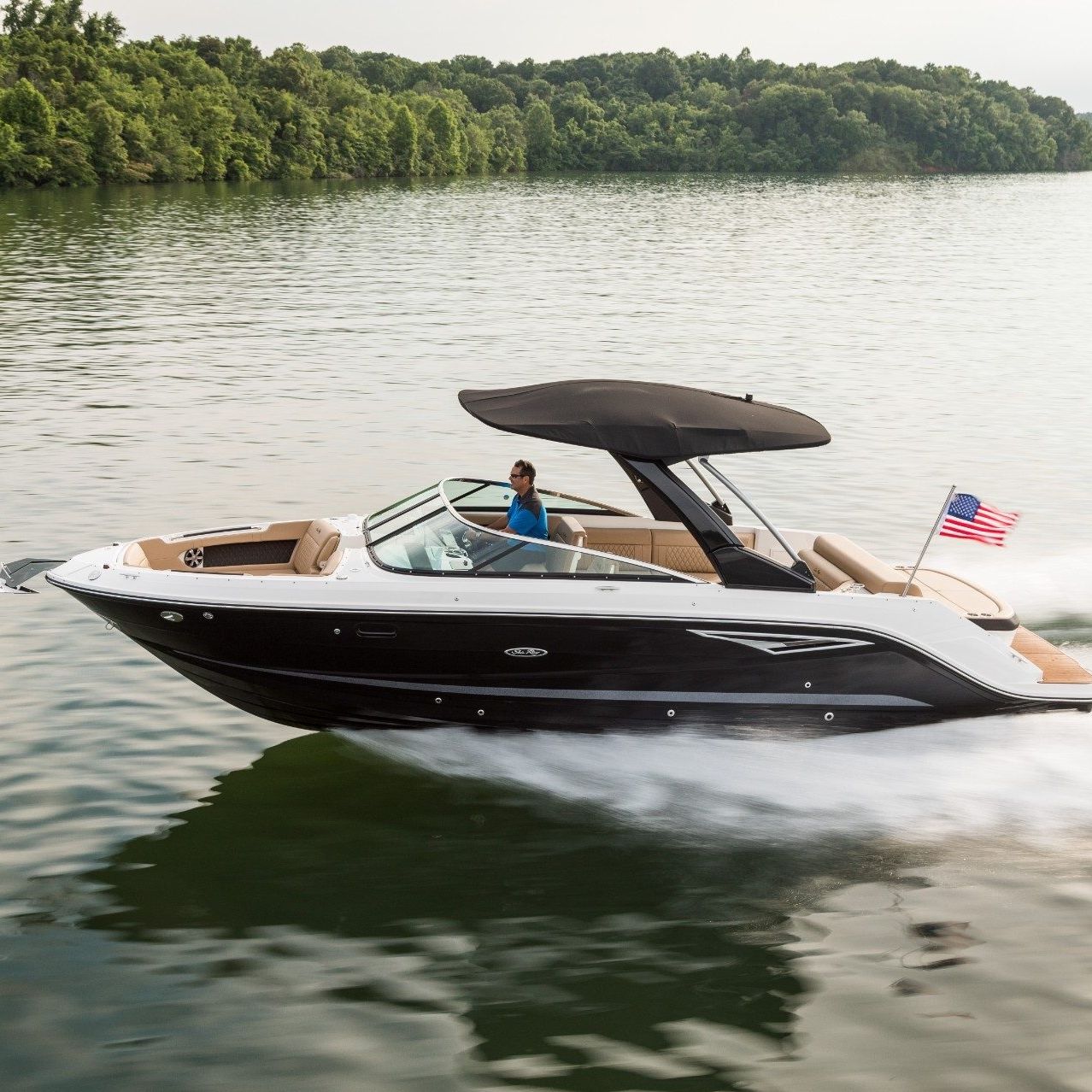 Sterndrive runabout - SLX 280 - Sea Ray - dual-console / bowrider / ski