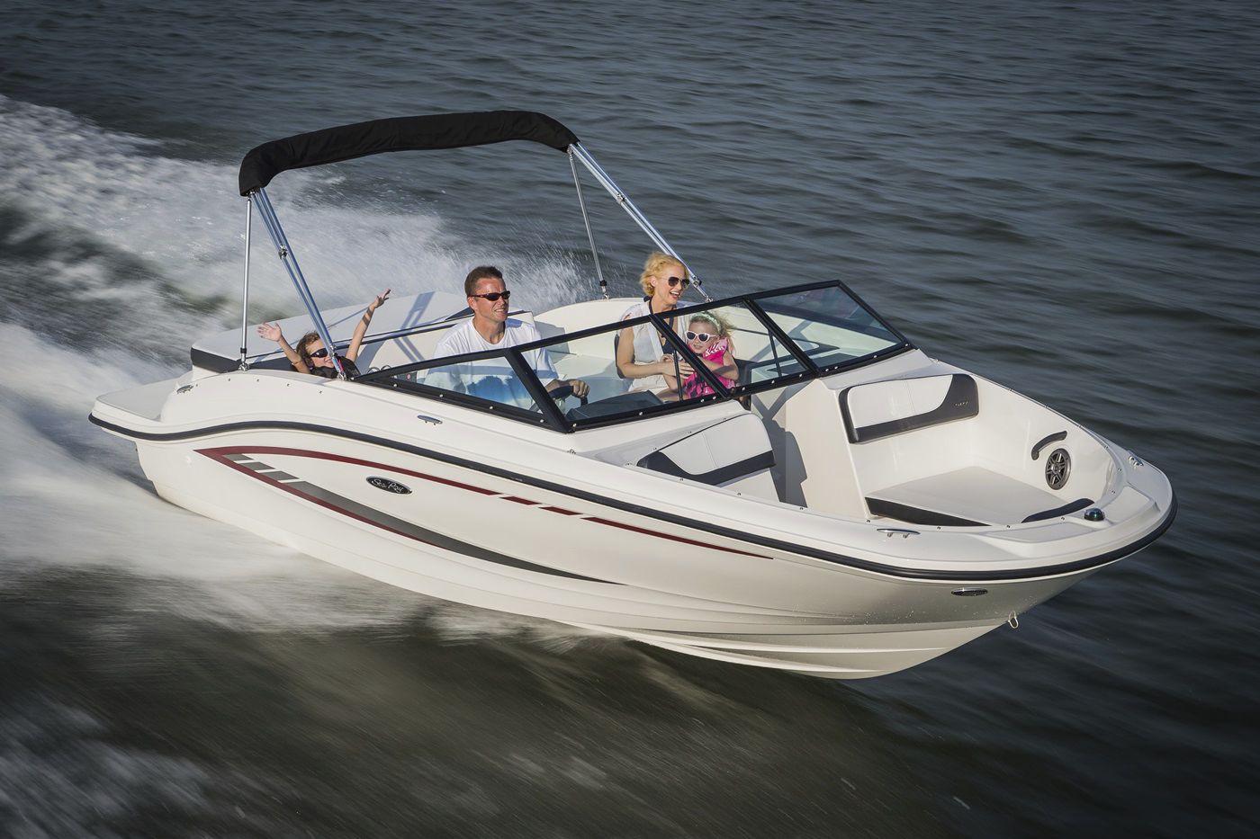 Inboard runabout - SPX 190 - Sea Ray - dual-console / bowrider / ski