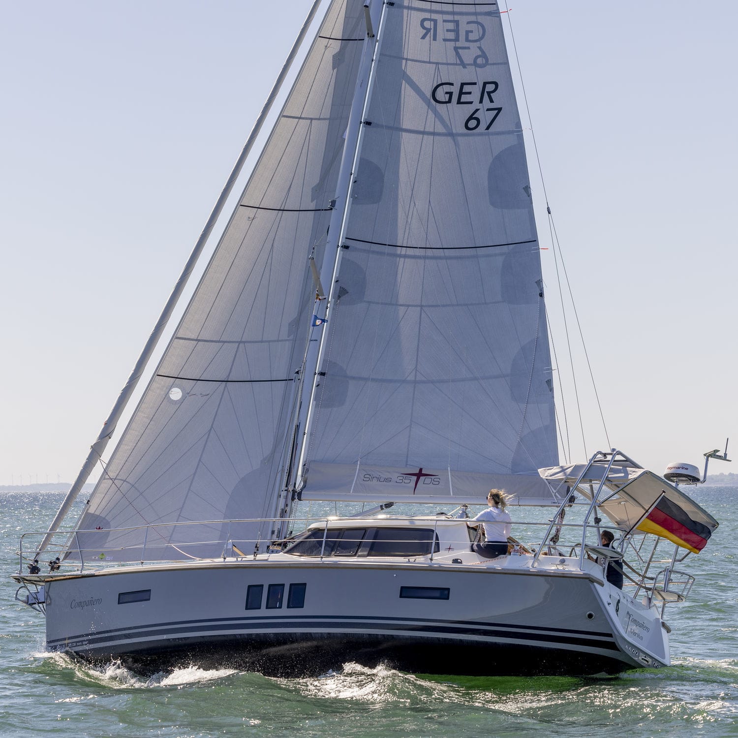 Cruising sailboat - 35DS - Sirius Werft GmbH - 3-cabin / 2-cabin / 4-berth