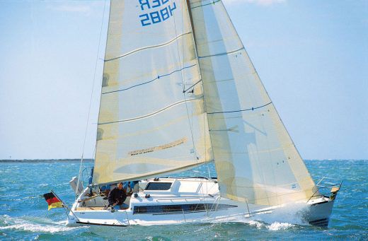 Cruising-racing sailboat - X-302 - X-Yachts - 2-cabin / with bowsprit
