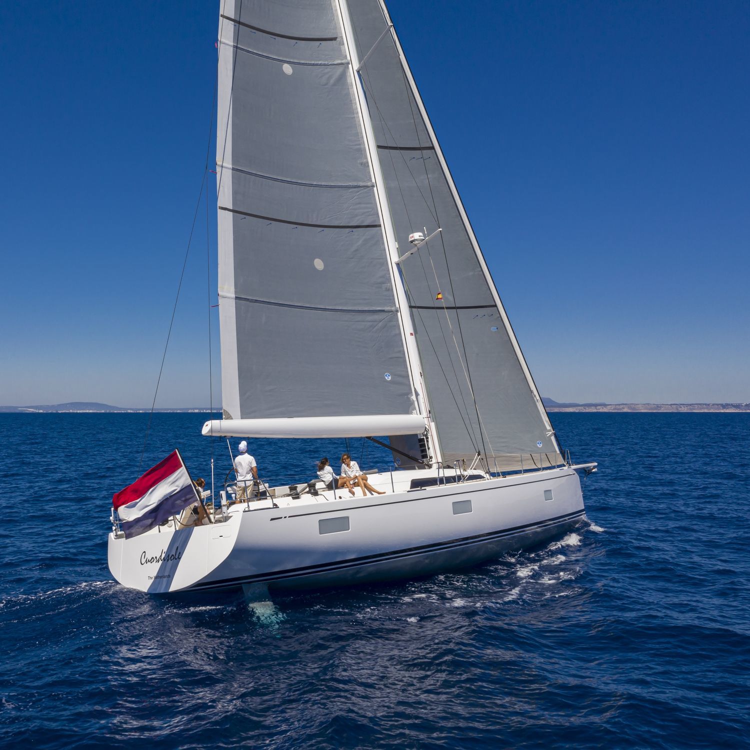 Cruising sailing yacht - 65 - Nautor Swan - 3-cabin / with open transom ...