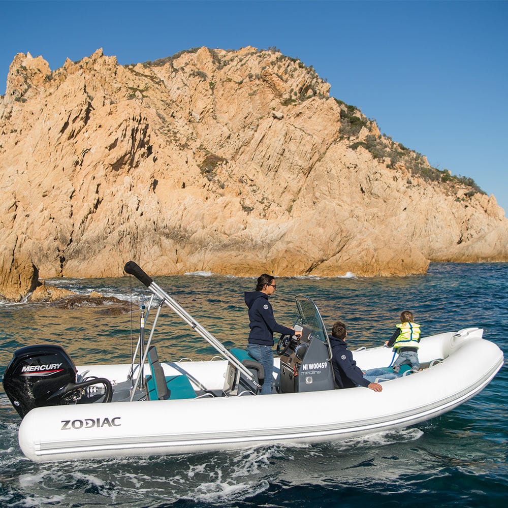 Outboard inflatable boat - MEDLINE 580 - ZODIAC - RIB / side console / open