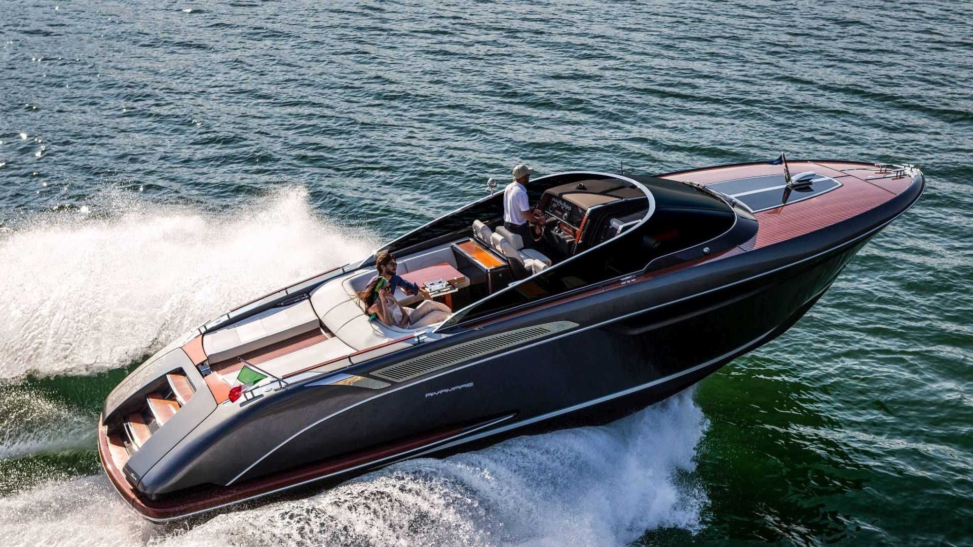 Inboard runabout - RIVAMARE - Riva - dual-console / open / 8-person max.