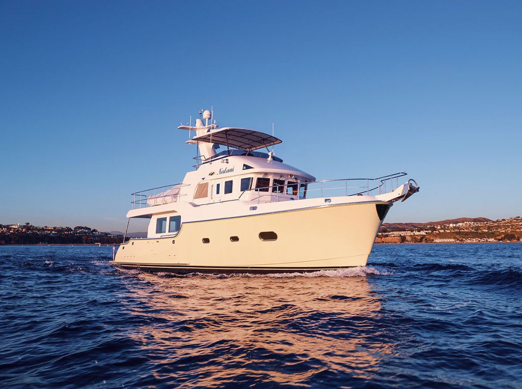 Offshore motor yacht - 52 - Nordhavn - trawler / flybridge / fiberglass