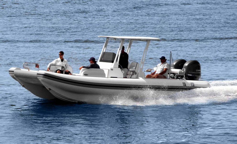 Inflatable catamaran - 28 - Novurania - outboard / twin-engine / rigid