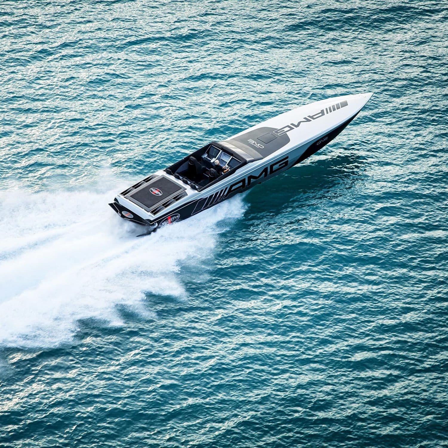 Inboard runabout - 515 - Cigarette Racing Team - twin-engine / dual ...