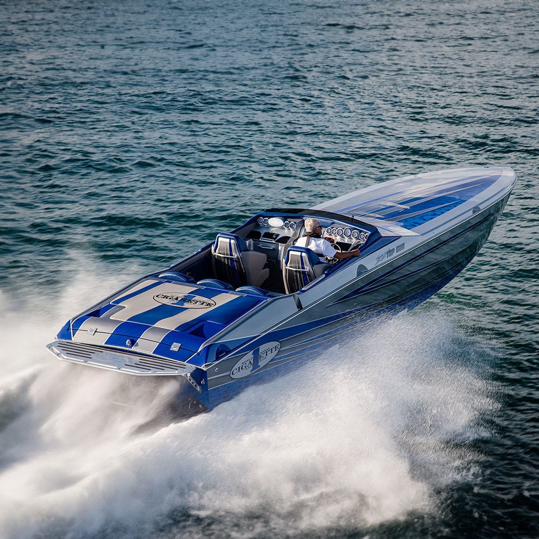 Inboard runabout - 38' Top Gun - Cigarette Racing Team - twin-engine ...