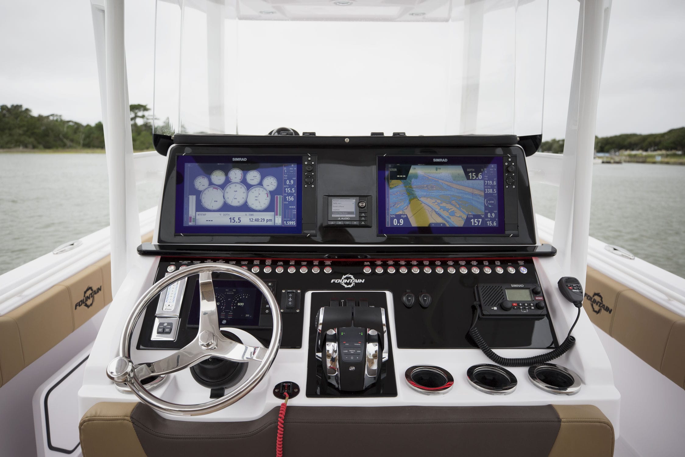 Outboard center console boat - 34CC / 34CC LS - Fountain Powerboats ...
