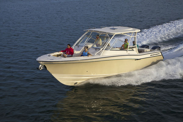 Outboard express cruiser - Freedom 335 - Grady-White - twin-engine ...
