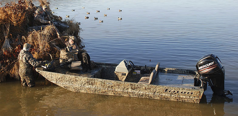 Outboard jon boat - 1760 SC - Triton Boats - side console / sport ...