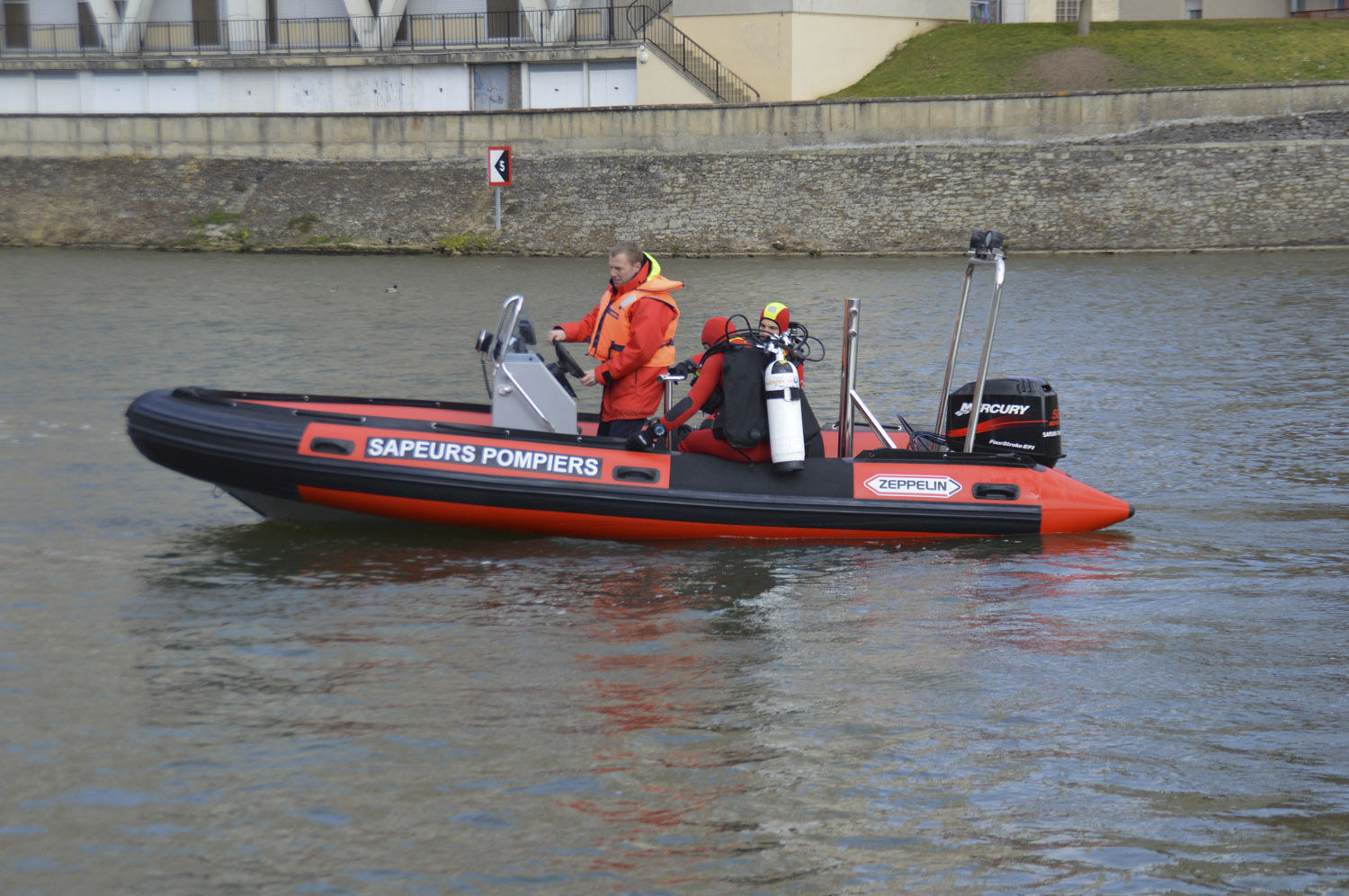 Professional rescue boat - CD 18R - Zeppelin - outboard / rigid hull ...