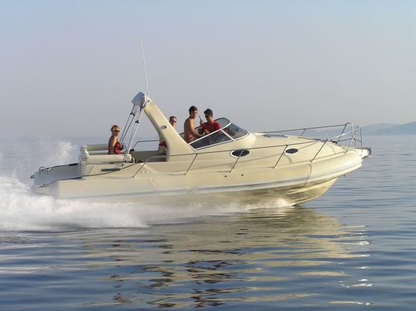 Inboard inflatable boat - CABIN 8 - Mostro - twin-engine / rigid ...