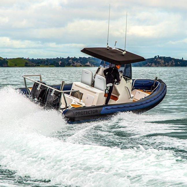 Outboard inflatable boat - 310 CHASE - Protector - twin-engine / rigid ...