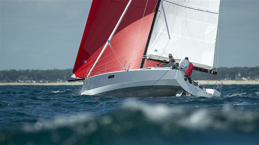 Cruising sailboat - 30 - Pogo Structures - open transom / fiberglass ...