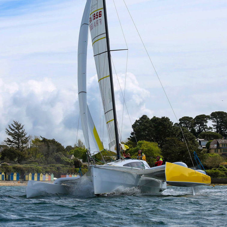 Trimaran - 30 - Tricat - cruising / regatta / 2-cabin