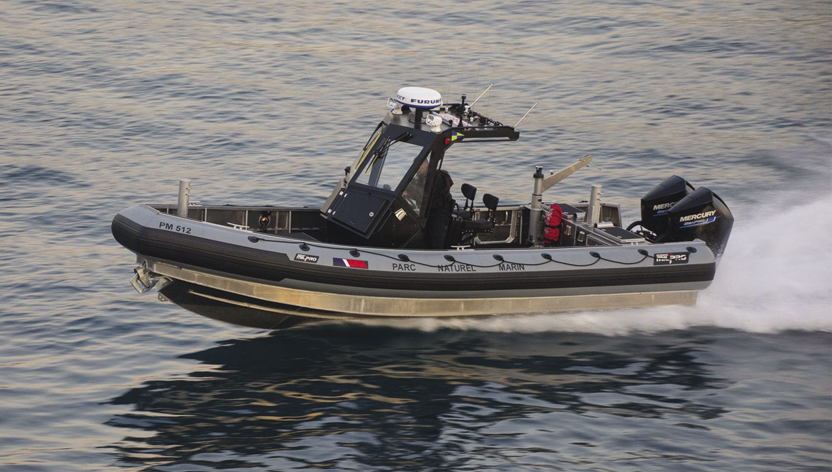 Boat glass panel - Goiot Systems